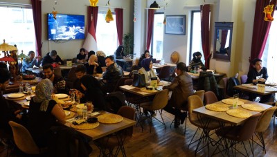 KOALI, Restaurant Populer Indonesia dengan Nuansa 1950-an di Istanbul ...