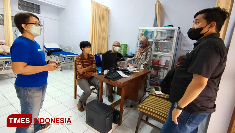 Tokoh Arema dan Pegiat Media Jalani Vaksinasi Booster di RSIA Mawar ...