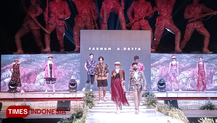 Festival Batik Blitar Keren Sukses Hipnotis Warga Blitar - TIMES Indonesia