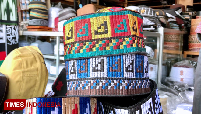 Peci 'Kupiah Meukutop' Khas Aceh Jadi Primadona Saat Ramadan - TIMES ...