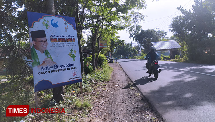 Sejumlah Baliho Anies Baswedan Capres 2024 di Bondowoso Tak Berizin - TIMES Indonesia