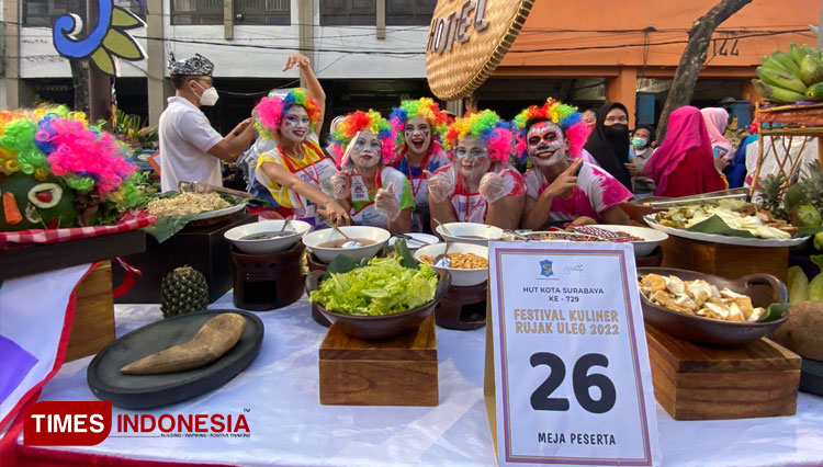 Rindunya Warga Surabaya dengan Festival Rujak Uleg 2022 - TIMES Indonesia