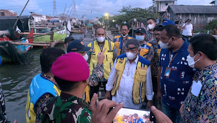 Tinjau Penanganan Banjir Rob Semarang, Menteri PUPR RI Instruksikan ...