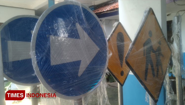 Tahun Ini, Anggaran Pengadaan Rambu Lalin Dishub Kabupaten Pasuruan ...