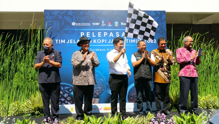Bank Indonesia Jatim Lepas Keberangkatan Tim Jelajah Kopi - TIMES Indonesia Bank Indonesia Jatim Lepas Keberangkatan Tim Jelajah Kopi - TIMES Indonesia