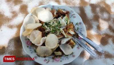 Yuk Coba Tahu Lontong Lonceng! Kuliner Legendaris Kota Malang - TIMES ...