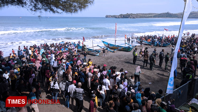 Gelar Larung Sesaji Satu Suro Bupati Blitar Harap Wisata Bangkit