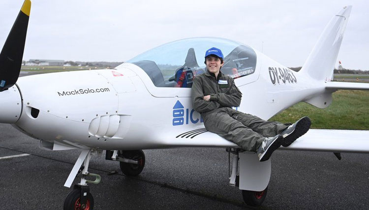 Pilot Termuda Dunia, Kakak Beradik Zara dan Mack Rutherford Terbang ...