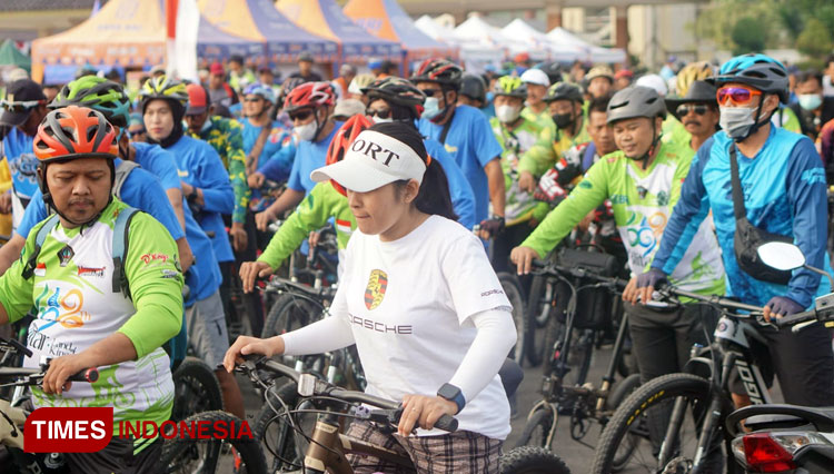 Ribuan Pesepeda Semarakkan Fun Bike Hari Jadi Blitar - TIMES Indonesia