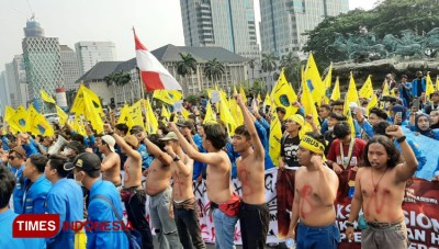 Kader PMII Demo di Jakarta, Minta Presiden Jokowi Turunkan Harga BBM ...