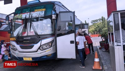 Harga BBM Naik, Tarif Bus Ngawi-Jogja Naik Jadi 51 Ribu - TIMES Indonesia
