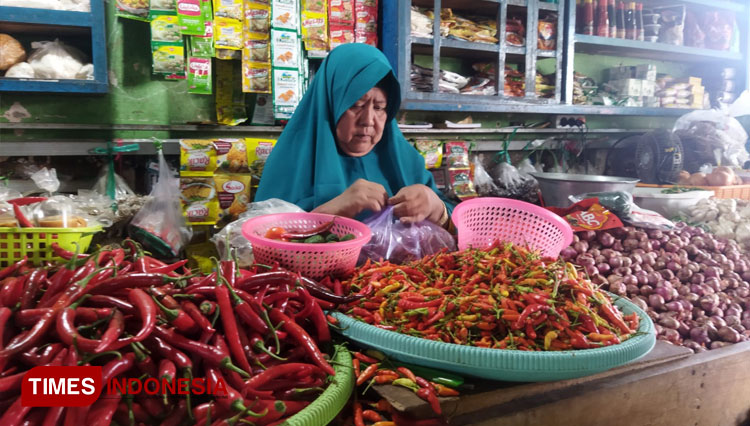 Imbas BBM Naik, Harga Bumbu Dapur di Banyuwangi Mulai Meroket - TIMES Jatim