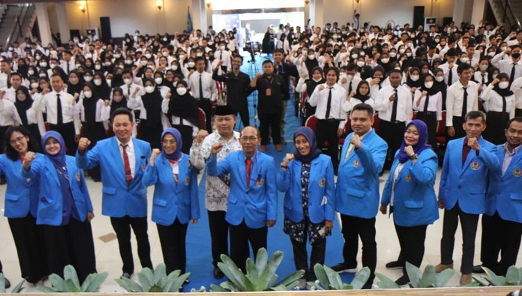 Dibekali Wawasan Kebangsaan, Mahasiswa Baru UNIPMA Madiun Diajak Terus ...