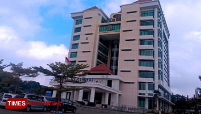 Kenali 3 Calon Rektor UM Periode 2022-2027, Berikut Profil Lengkapnya ...