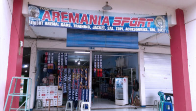 Imbas Tragedi Kanjuruhan, Penjualan Atribut Aremania Menjadi Sepi ...