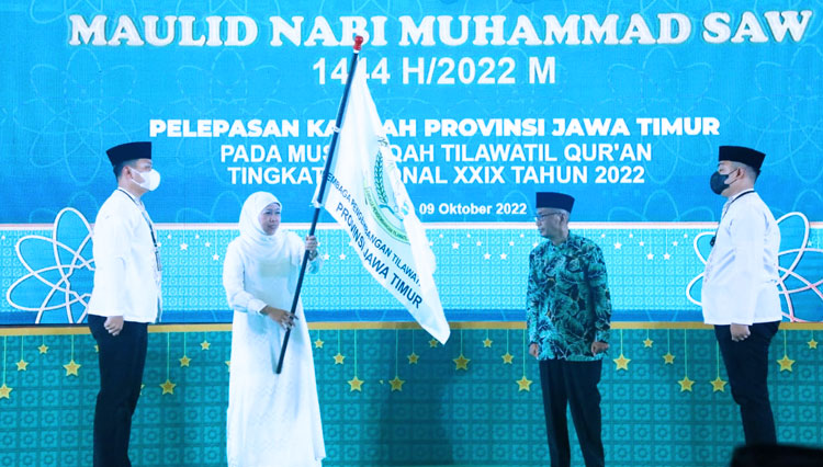 Gubernur Lepas Keberangkatan Kafilah Jatim ke MTQ Nasional ke-29 di ... Gubernur Lepas Keberangkatan Kafilah Jatim ke MTQ Nasional ke-29 di ...