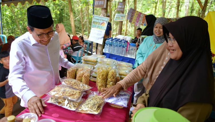 Gus Halim: Desa Wisata dan BUMDes Harus Sejahterakan Warga Sekitar ... Gus Halim: Desa Wisata dan BUMDes Harus Sejahterakan Warga Sekitar ...