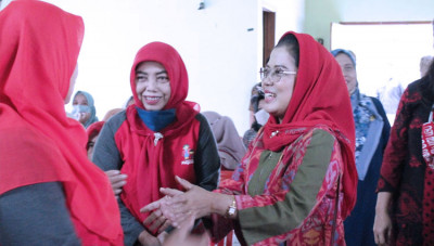 Reses Bersama Kader Posyandu, Sri Untari Tekankan Pentingnya Pendidikan ...