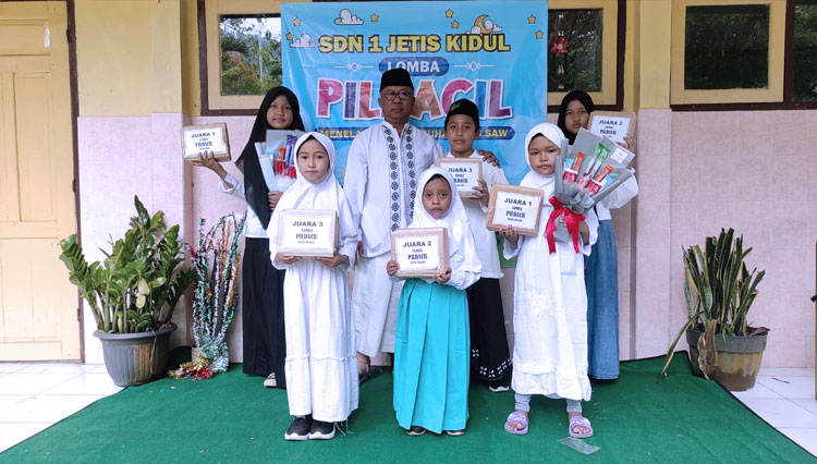 Peringati Maulid Nabi, SDN 1 Jetis Kidul Pacitan Gelar Lomba Dai Cilik ...