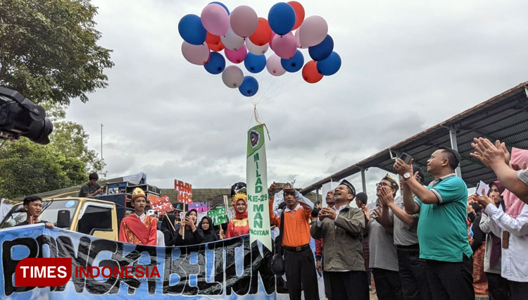 Pawai Kebhinnekaan dan Fashion Show Warnai Kemeriahan Milad ke-29 MAN ...