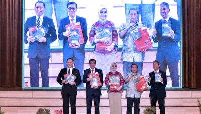 Ketua MPR RI Apresiasi Peluncuran Buku Karya Prof Ahmad M Ramli - TIMES Indonesia