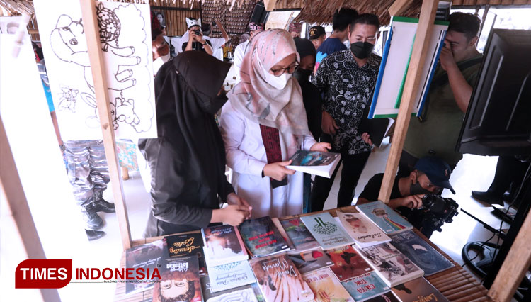 Festival Sastra Banyuwangi Ajang Unjuk Gigi Pegiat Literasi - TIMES Indonesia