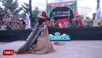 Seni Berokan Bius Penonton di Indramayu Art Festival 2022 - TIMES Indonesia