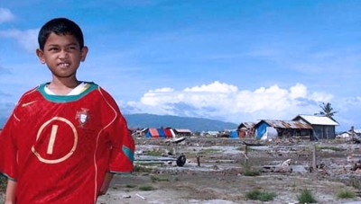 Kisah Martunis, Bocah Korban Tsunami Aceh Diadopsi Ronaldo - TIMES ...