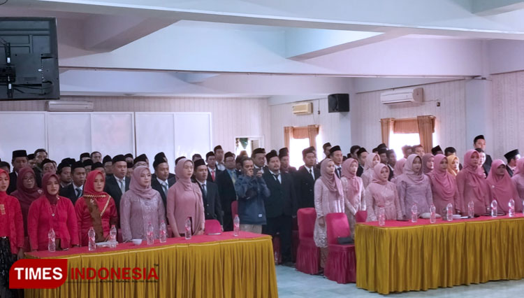 KPU Ponorogo Lantik 105 Anggota PPK - TIMES Indonesia