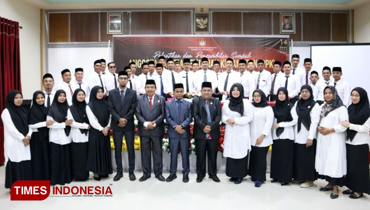 Dilantik, PPK Nagan Raya Diharap Jadi Pelopor Suksesnya Pemilu 2024 ...