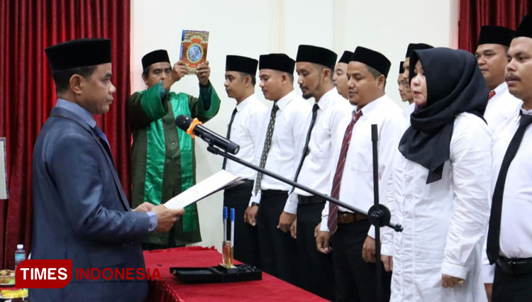 Dilantik, PPK Nagan Raya Diharap Jadi Pelopor Suksesnya Pemilu 2024 ...