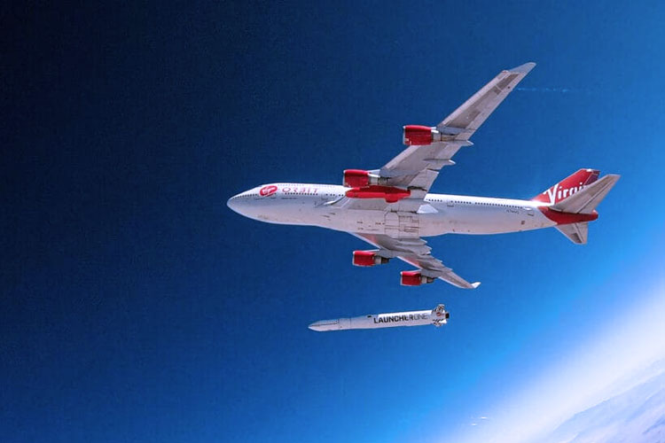 Peluncuran Roket LauncherOne dari Sayap Boeing ke Ruang Angkasa Gagal ...