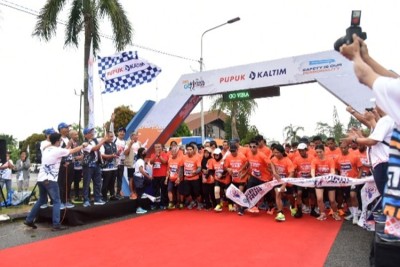 Peduli Disabilitas, Pupuk Kaltim Salurkan Bantuan Kaki Palsu dan Sepatu ...