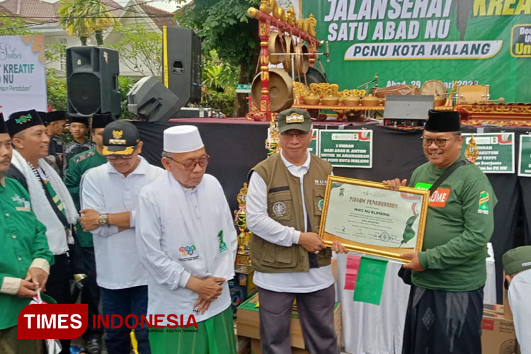 Peringati 1 Abad NU, PCNU Kota Malang Gelar Jalan Sehat Kreatif - TIMES ... Peringati 1 Abad NU, PCNU Kota Malang Gelar Jalan Sehat Kreatif - TIMES ...