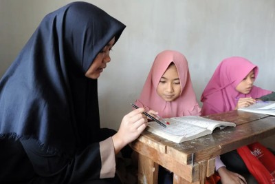Guru Ngaji di Bondowoso Wajib Buat Jurnal Harian untuk Dapat Insentif - TIMES Indonesia