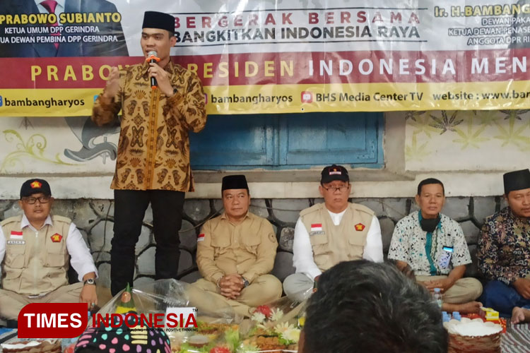 Pemkot Surabaya Diminta Berdayakan Bemo Jadi Feeder Transport - TIMES ...