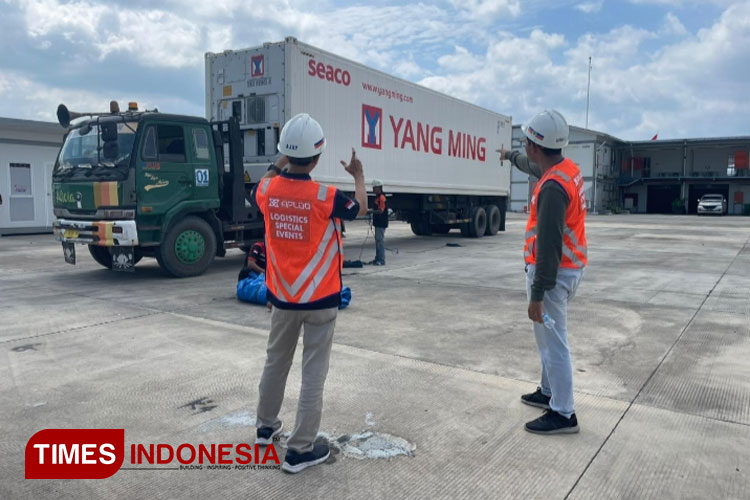 Logistik WSBK Mandalika 2023 Sudah Datang di Sirkuit Mandalika - TIMES ... Logistik WSBK Mandalika 2023 Sudah Datang di Sirkuit Mandalika - TIMES ...