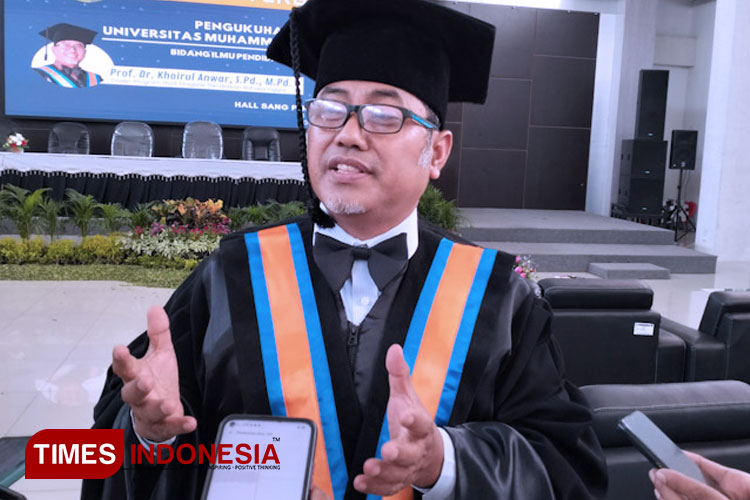 Mengenal Prof Khoirul, Guru Besar Pertama di UMG Gresik yang Masih Muda ...