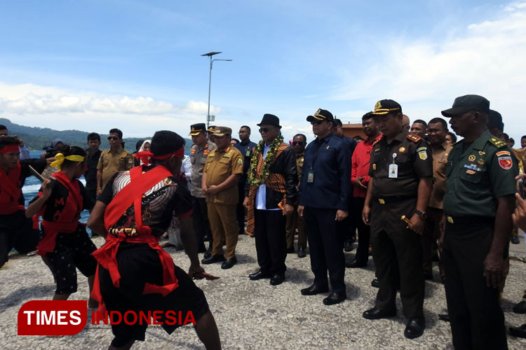 Kunjungi Taliabu, Ketua PT Maluku Utara Disambut Tradisi Gapeta En'doi ...
