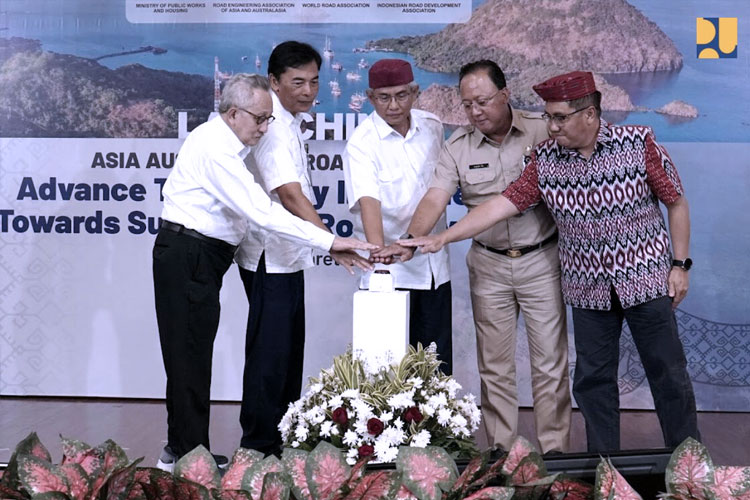 Kementerian PUPR RI Berbagi Pengalaman dan Inovasi di Konferensi Jalan ...