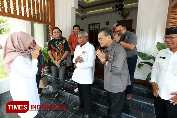 Organisasi Petani Malaysia Belajar Tanam Padi di Banyuwangi - TIMES ...