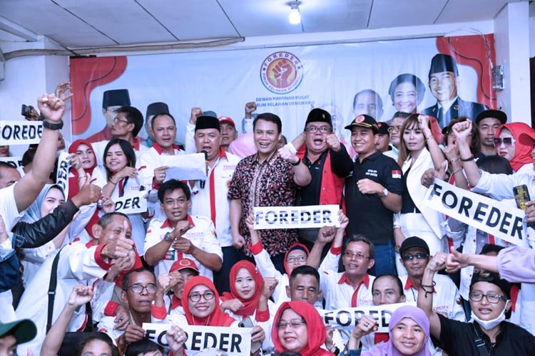 Pilpres 2024, Ahmad Basarah Verifikasi Organ Relawan Ganjar Pranowo - TIMES Indonesia