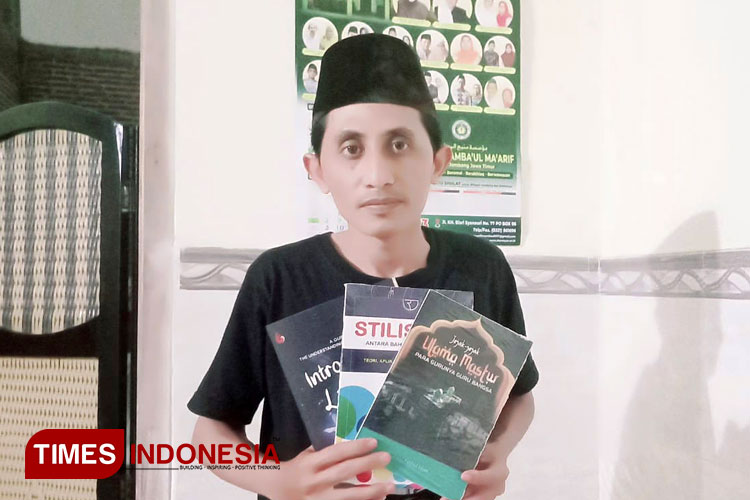 Tips Menulis Buku Bagi Pemula Ala Dosen STKIP Jombang - TIMES Indonesia
