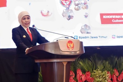 Tutup Pelatihan Kepemimpinan Administrator, Gubernur Khofifah Dorong Aktualisasi Aksi Perubahan ...
