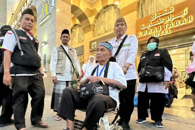 Pastikan Pelayanan Jemaah Haji Lansia, Hasan Basri Sagala Turun ...