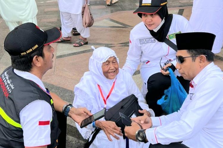 4 Principles to Give a Comfortable Experience for Senior Pilgrims ...