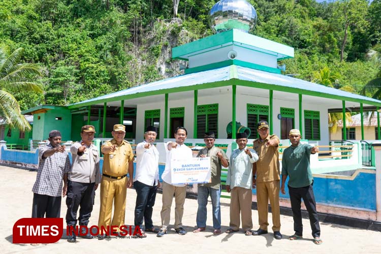 Idul Adha Bersama Masyarakat, Pupuk Kaltim Salurkan Bantuan 9 Sapi ... Idul Adha Bersama Masyarakat, Pupuk Kaltim Salurkan Bantuan 9 Sapi ...