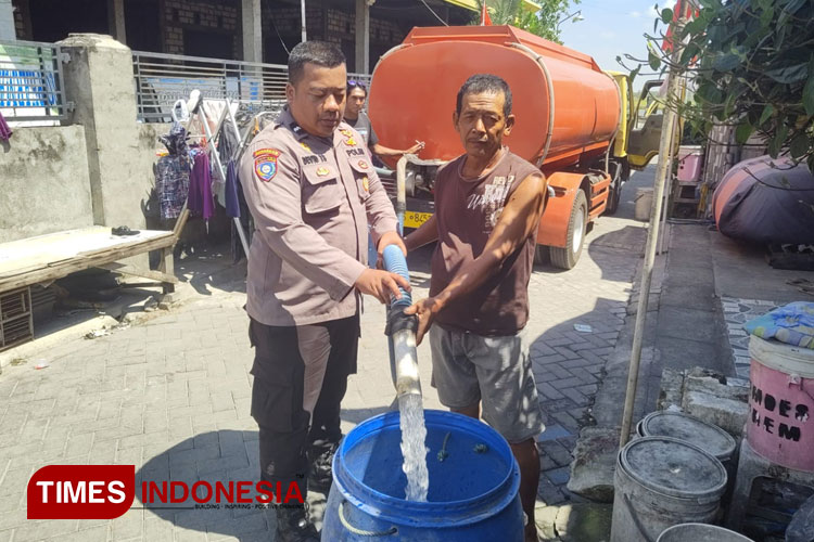 Puluhan Desa di Gresik Kekeringan, Butuh Suplai Air Bersih - TIMES Indonesia