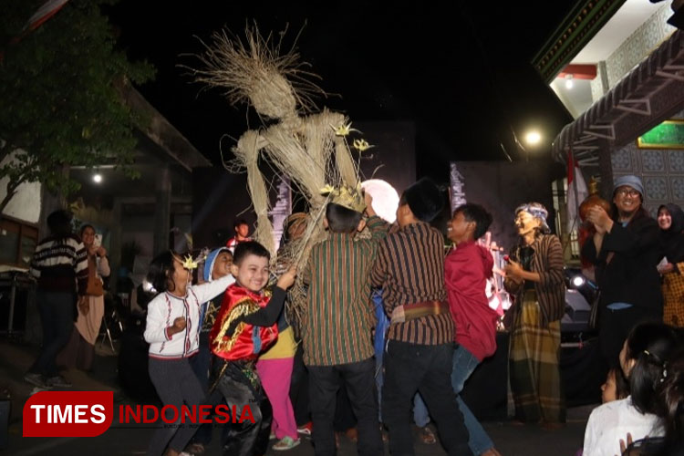 Disporapar Kota Malang Sukses Menggelar Festival Padang Bulan - TIMES ...