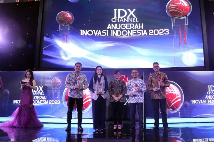 Terapkan Lima Pilar Transformasi, Bank Jatim Raih Penghargaan ICAII 2023 - TIMES Indonesia